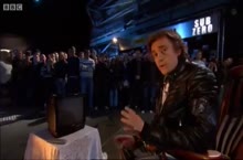 Combining a rocking-chair with a V8 engine from a Corvette. That's why ...