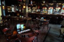 Friday Feels Bar is open Comrades! Come'on in!